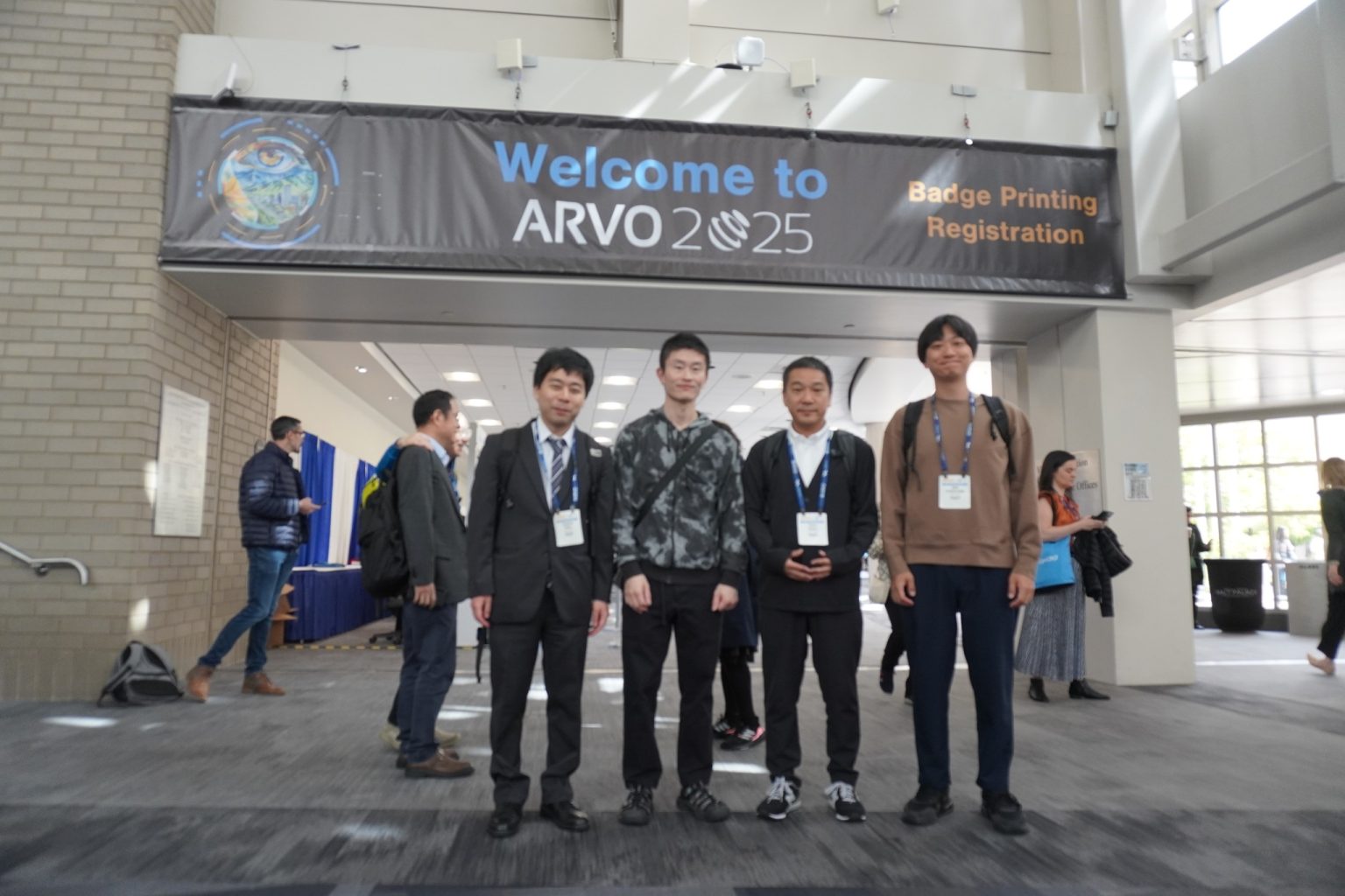 「ARVO 2025（ソルトレイクシティ） 参加報告」 - お知らせ - 信州大学 医学部眼科学教室